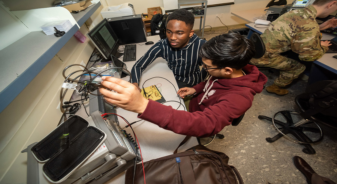 Non-Degree and High School Student Programs | Norwich University